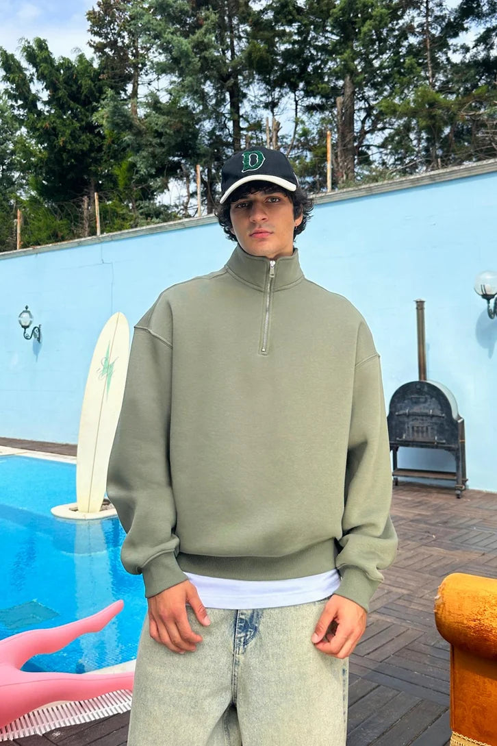 Army Green Quarter-zip sweater – COMFO