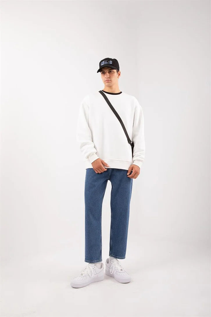 White Basic Oversized Crew Neck Sweater – COMFO